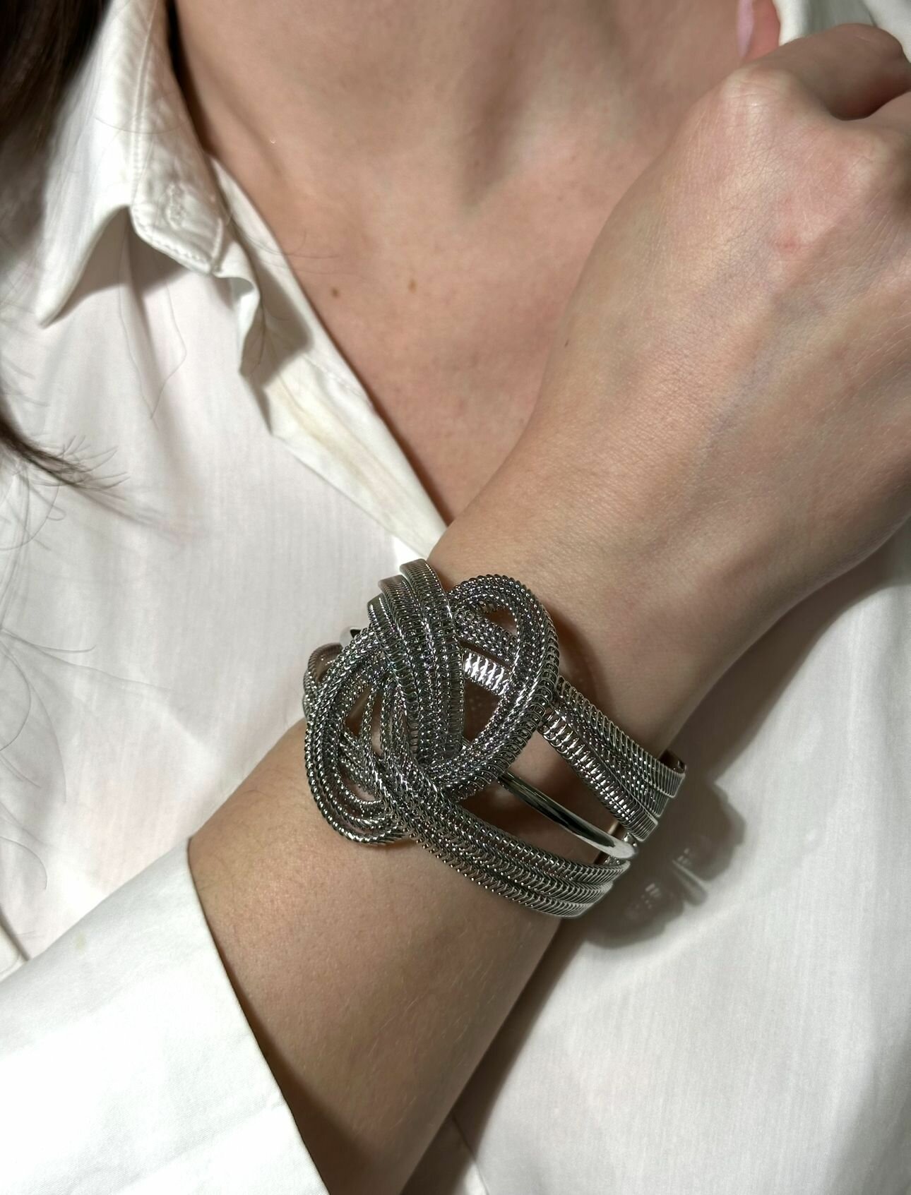 Плетеный браслет