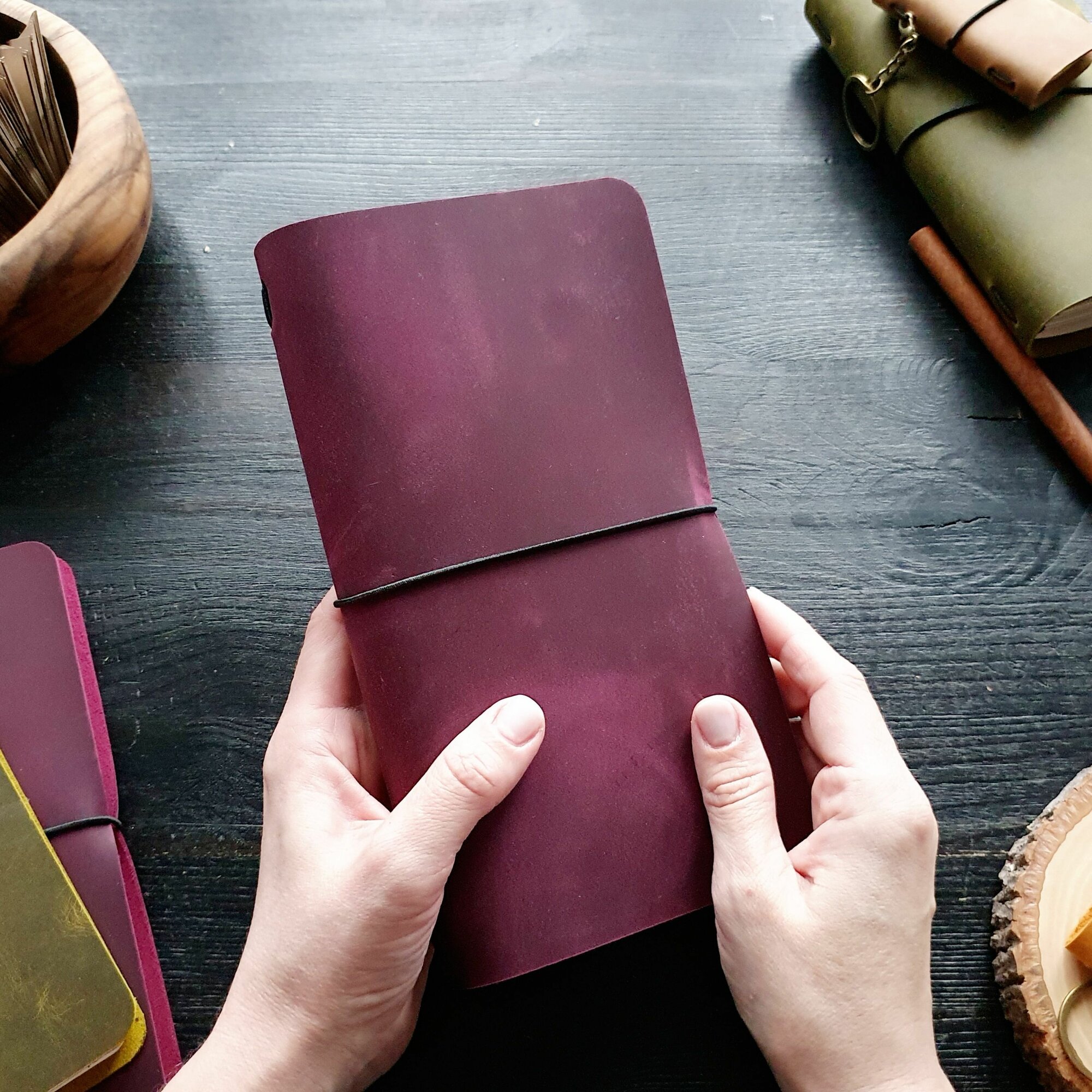 Кожаный блокнот формата Midori Standart (13х22см) со сменными тетрадями на резинке / записная книжка / скетчбук 90 листов