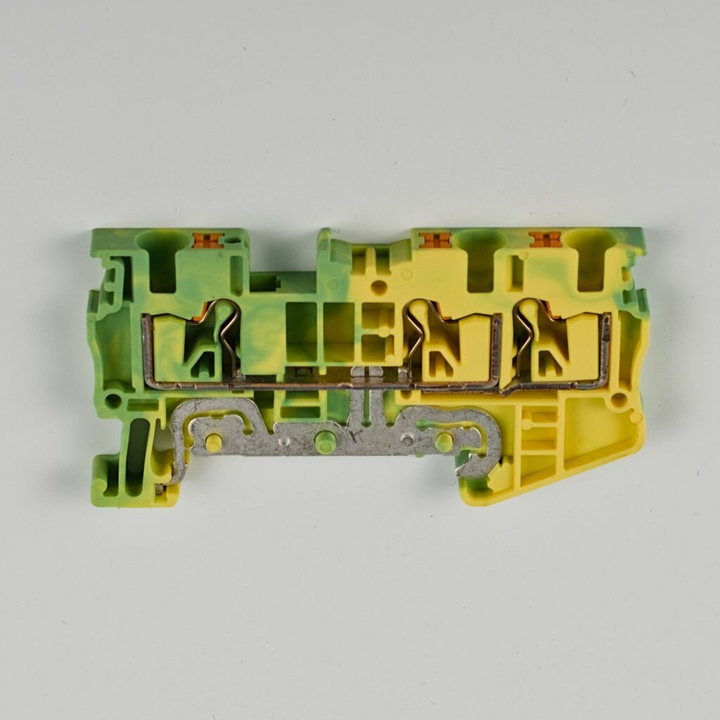 DP4N-TN-PE Клемма Push-in 3-х контактная проходная заземляющая, 0.2-4.0 мм2, 600B, цвет желто-зеленый, Dinkle.