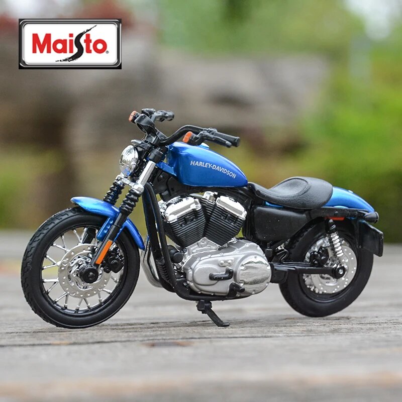 Maisto 1:18 Harley Davidson 2012 XL 1200N Nightster коллекционные модели автомобилей