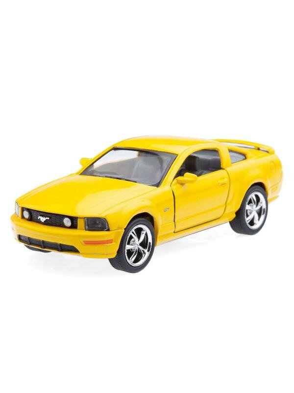 Модель машины KINSMART "2006 Ford Mustang GT" инерция 1:36