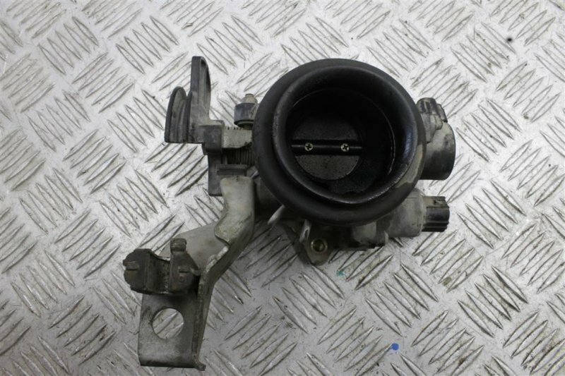 Б/У Заслонка дроссельная Toyota Passo 1 C10 / Тойота Пассо 1 C10 1.0 1KR-FE 71 Л.С 2006