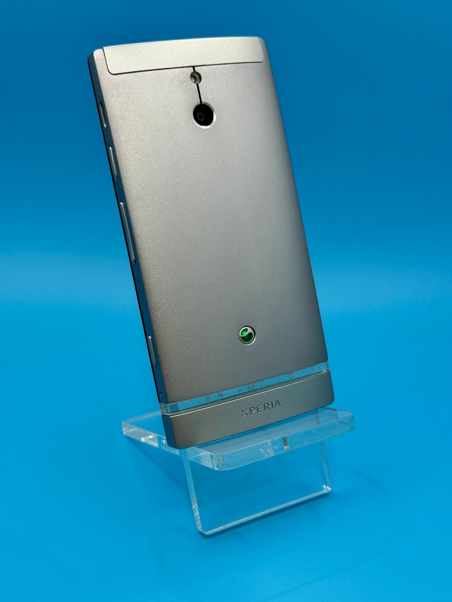 Смартфон Sony Xperia P LT22i