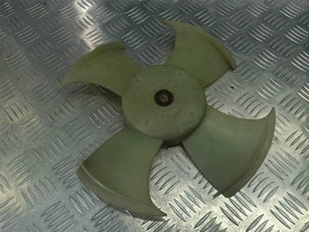 Крыльчатка вентилятора Б/У для HONDA HR-V GH рестайлинг (2001—2006) 80152S2H003