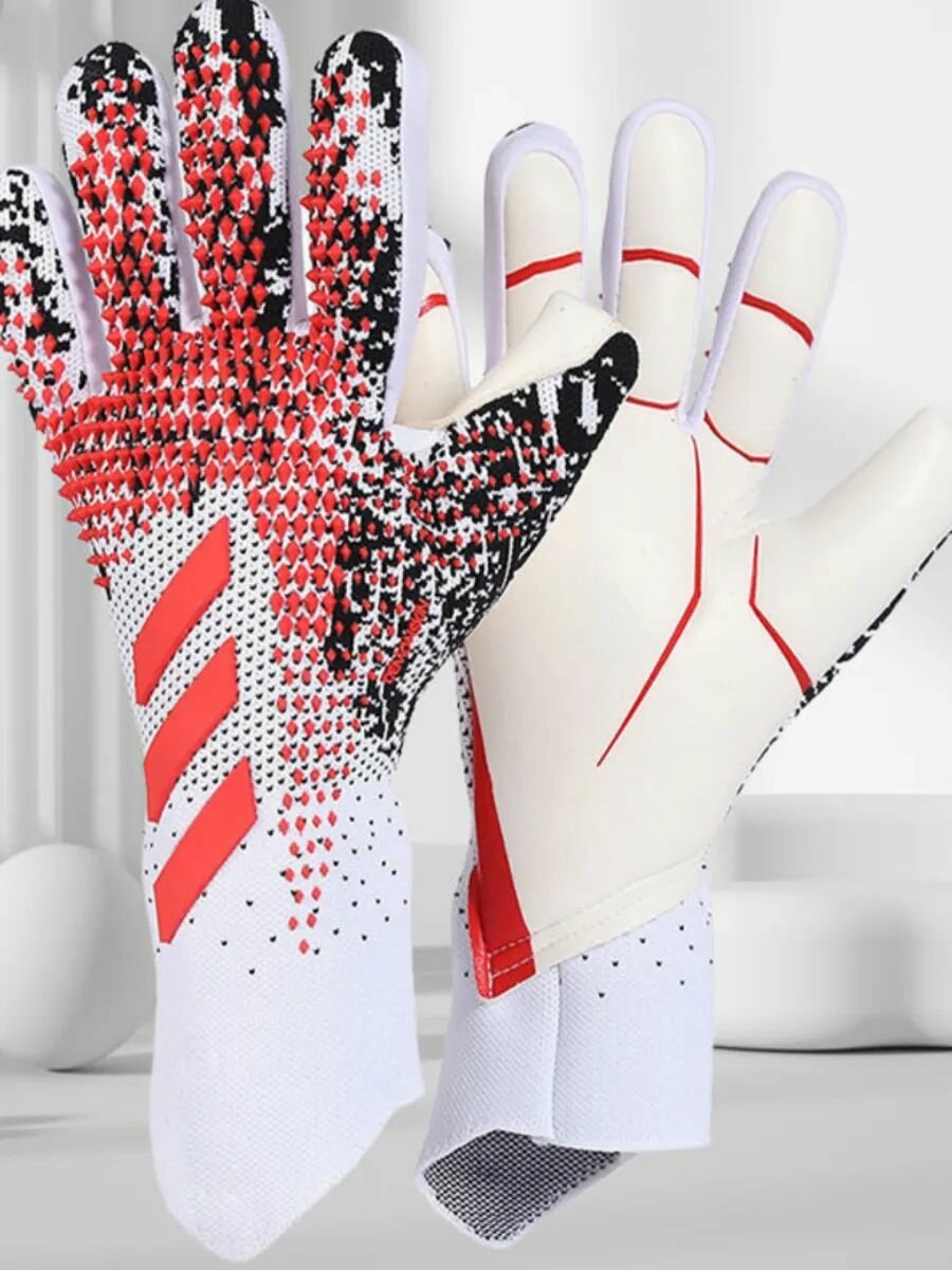 Вратарские перчатки футбольные