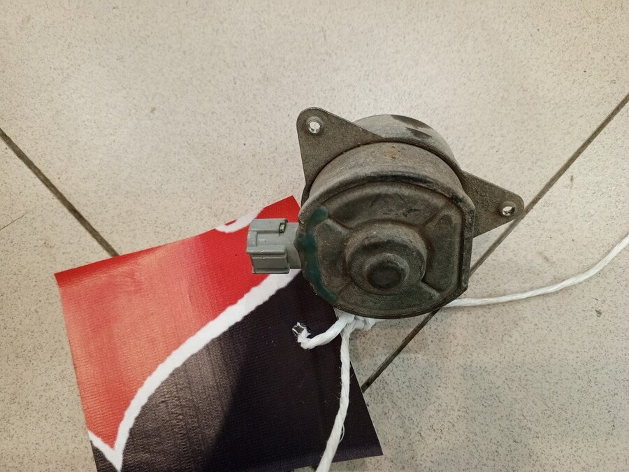 Моторчик вентилятора охлаждения от Mazda 3 BL 2009-2013