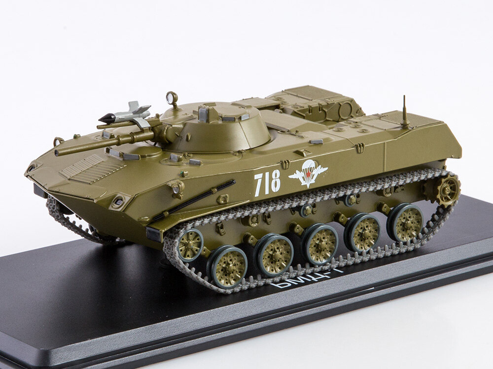 Модель коллекционная SSM Танк БМД-1 хаки