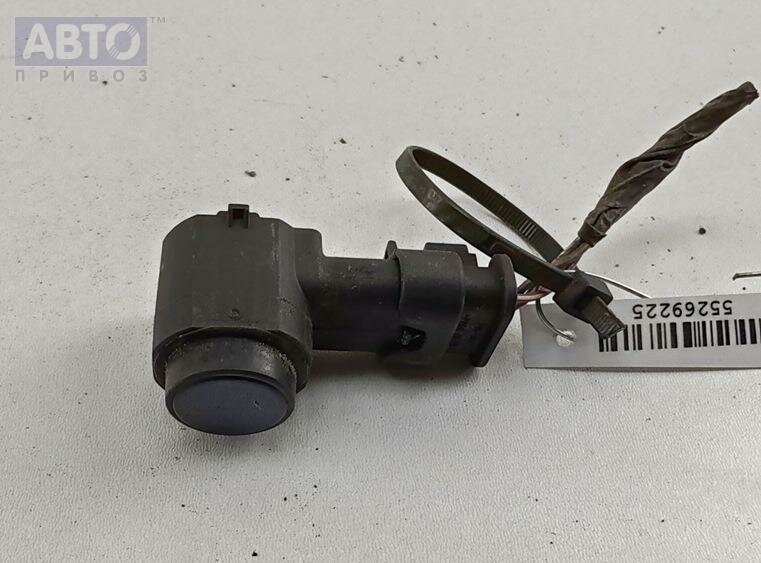 Датчик парковки (парктроник) передний Volkswagen Passat B6