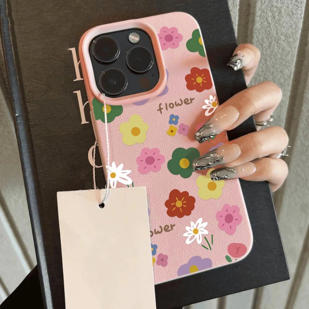 Чехол для iPhone 15, розовый с цветами, Pink IG74