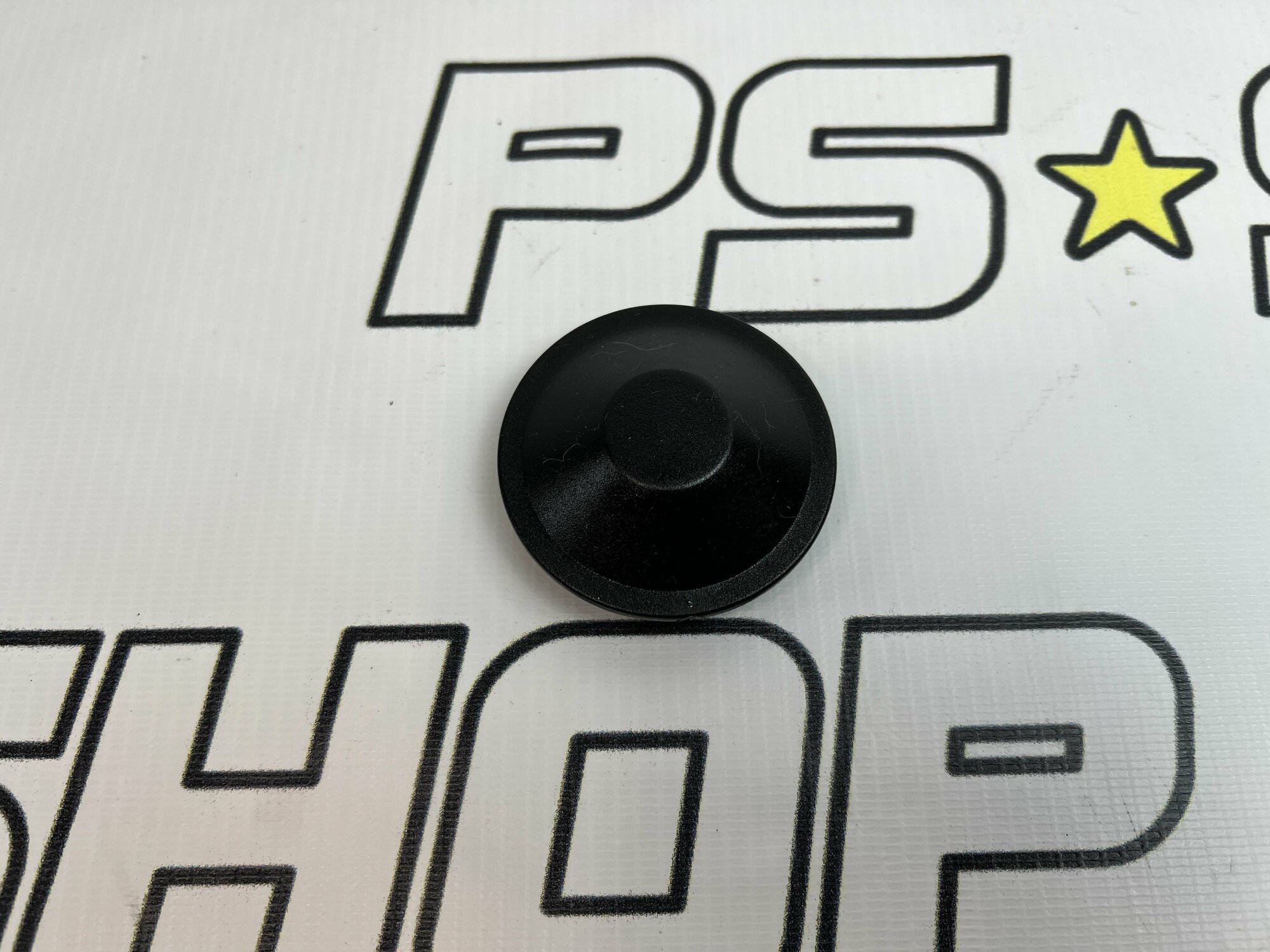 Колпачок ступицы переднего колеса (пластик) для Vesta / Xray / Largus / (1 шт.)