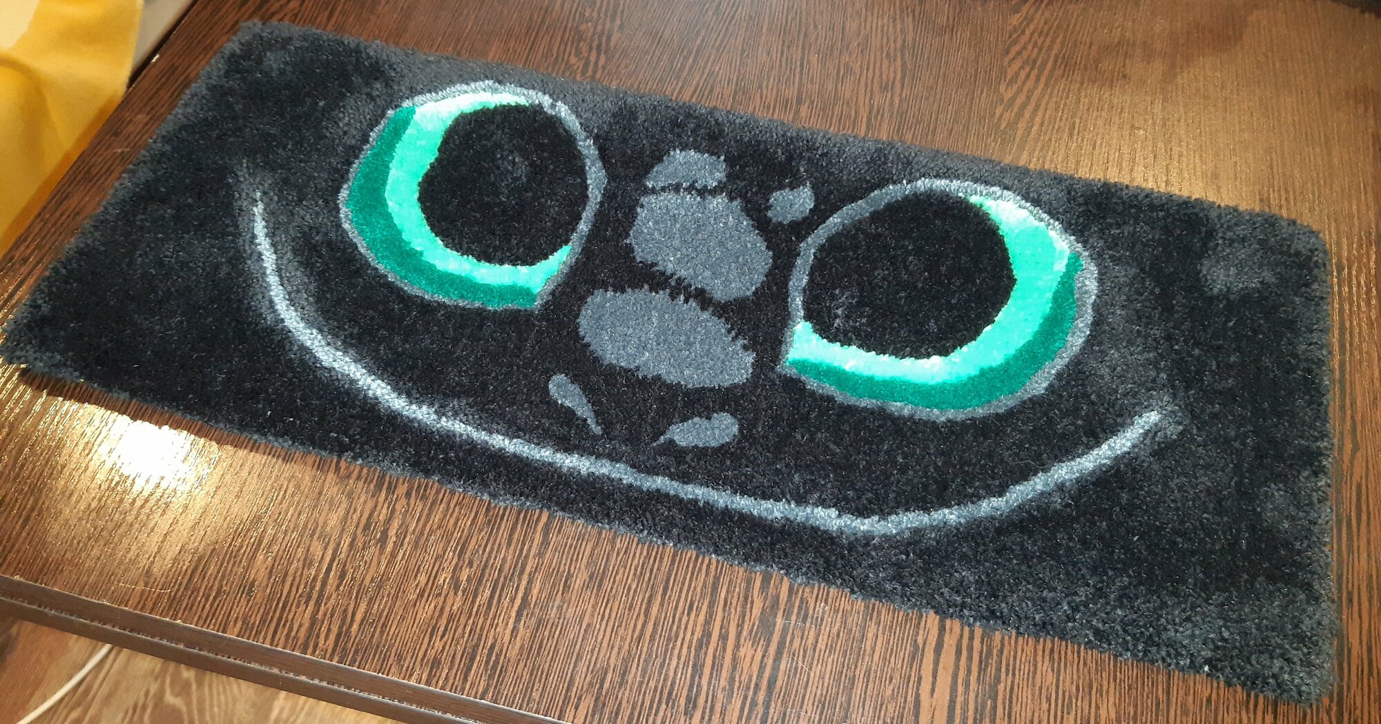 Коврик на клавиатуру / Тафтинг "Беззубик"