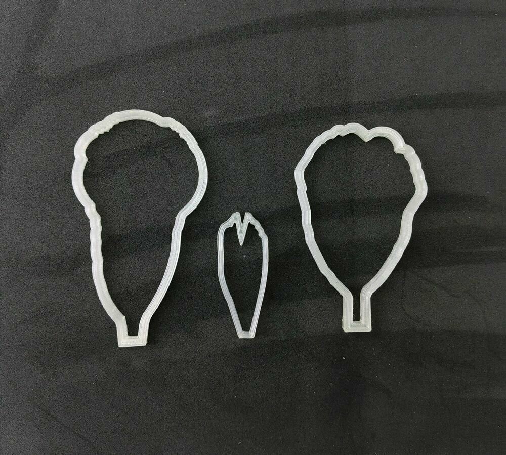 Пластиковые каттеры Ириса Бородатого