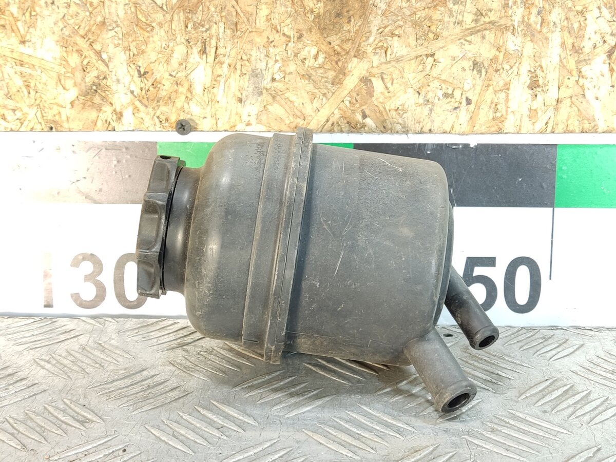 Бачок гидроусилителя VAZ 2112 2112 2123341001000