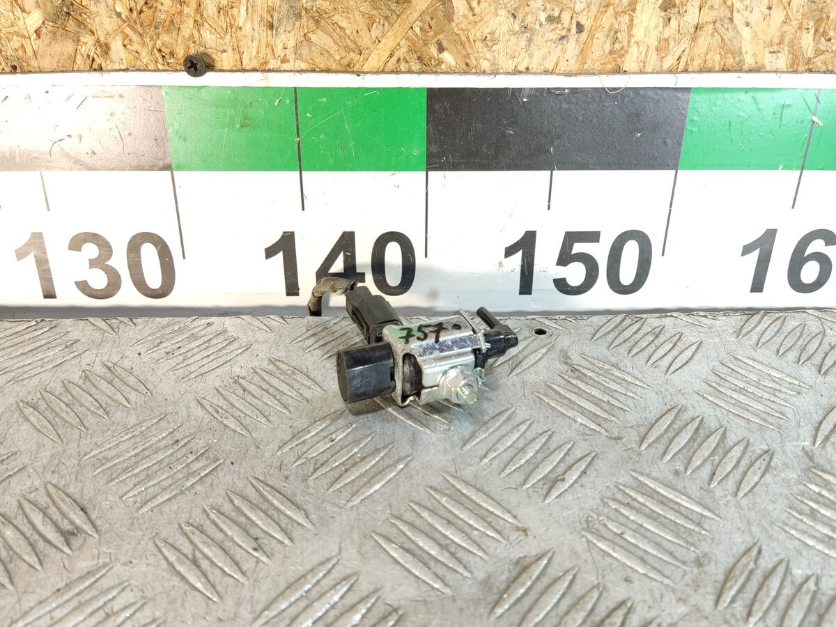 Клапан электромагнитный FORD Focus 2 2005-2008 556131