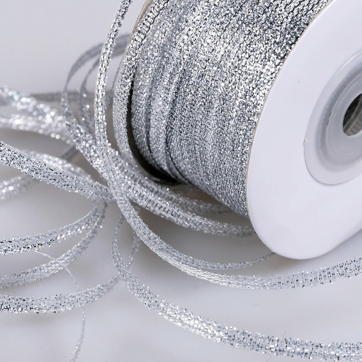 Лента парчовая 60 м, цвет серебро, ширина 3 мм, для рукоделия / декора / упаковки подарков