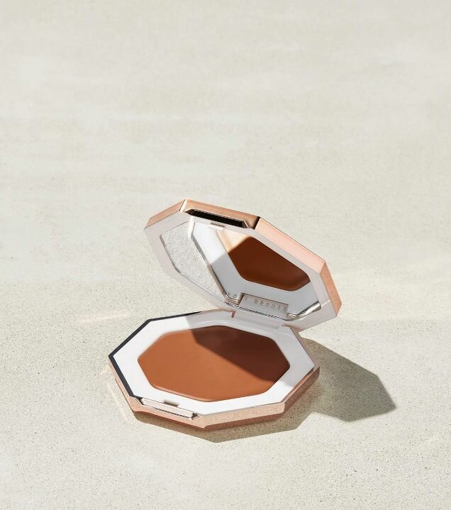 Кремовый бронзер Fenty Beauty Cheeks Out Freestyle 6,2г, HUNNIE GLAZE