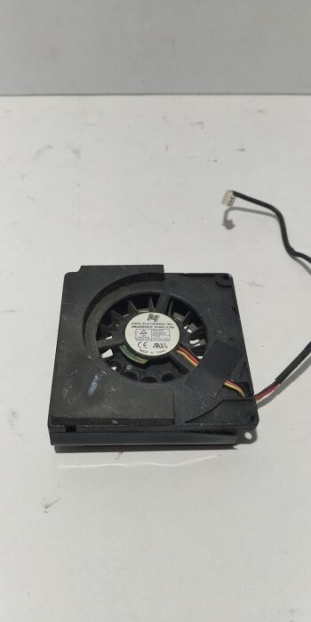 Кулер ASUS D1400T Cooling Fan SMA06E05UF