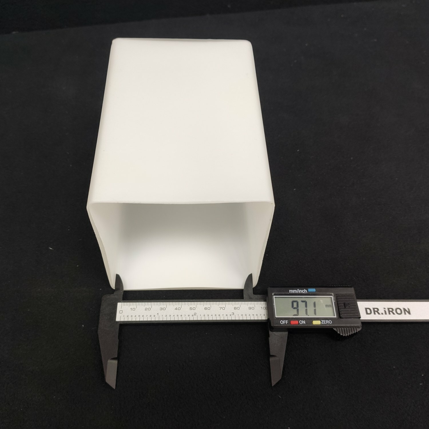 Плафон стекло матовое белое прямоугольное 150*100мм Е27 (44мм посадка) Маркус CL123