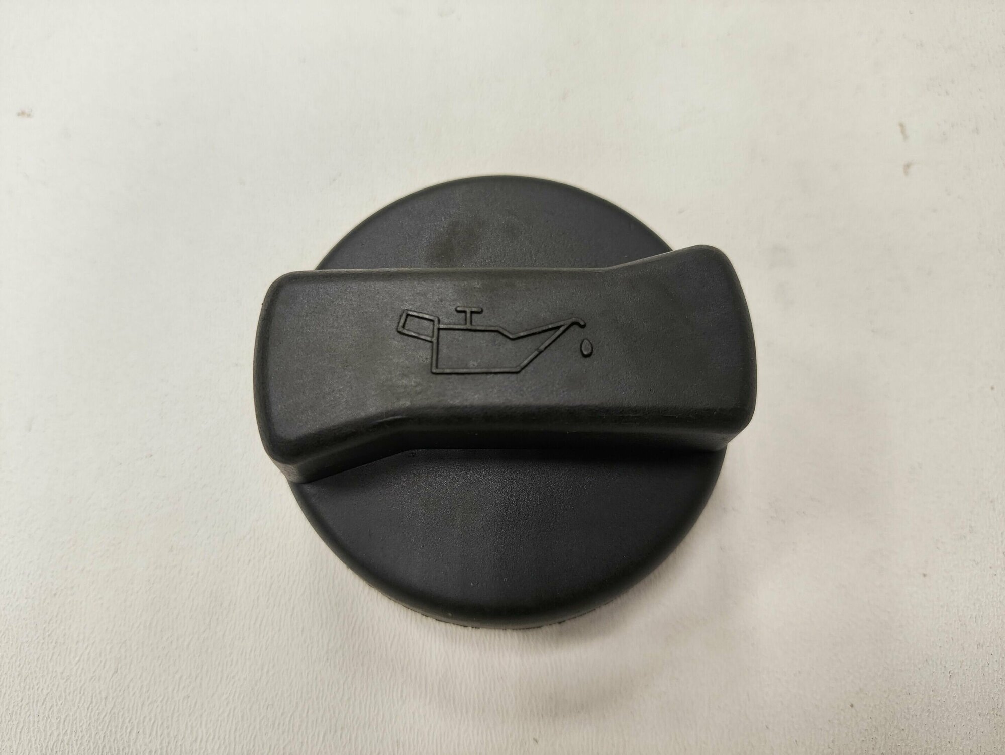 Крышка маслозаливной горловины CHERY Vortex Estina [2.0 16V 5MT седан]