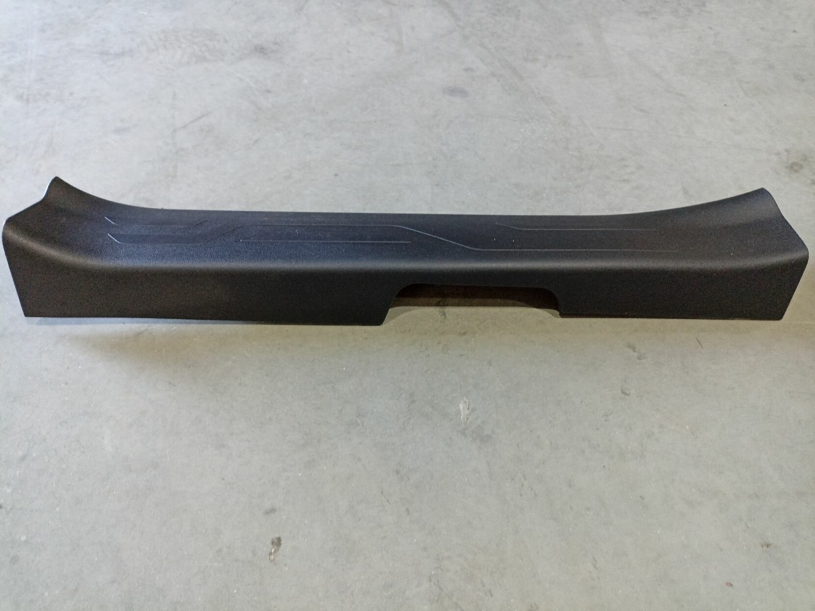 Накладка стойки передняя правая Chery Tiggo 5 (2014-2016) [2.0 16V CVT внедорожник] T215402320