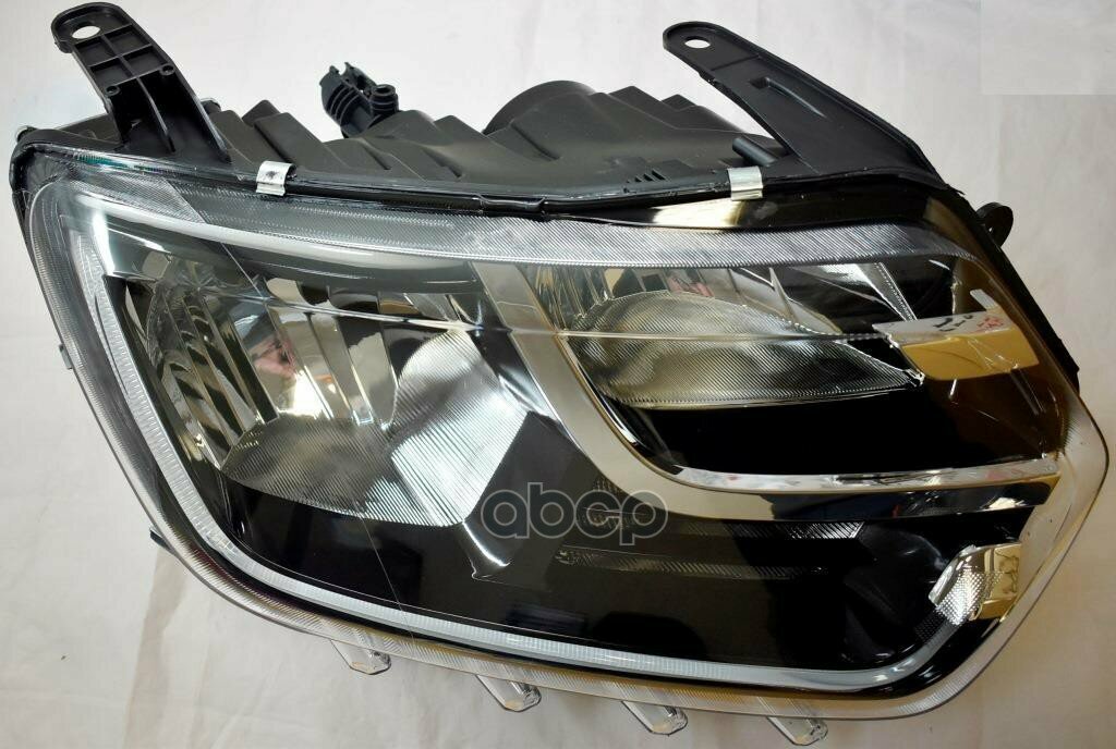 Фара DUSTER 20- правая (CARTRONIC) CRTR0126011 Cartronic арт. CRTR0126011