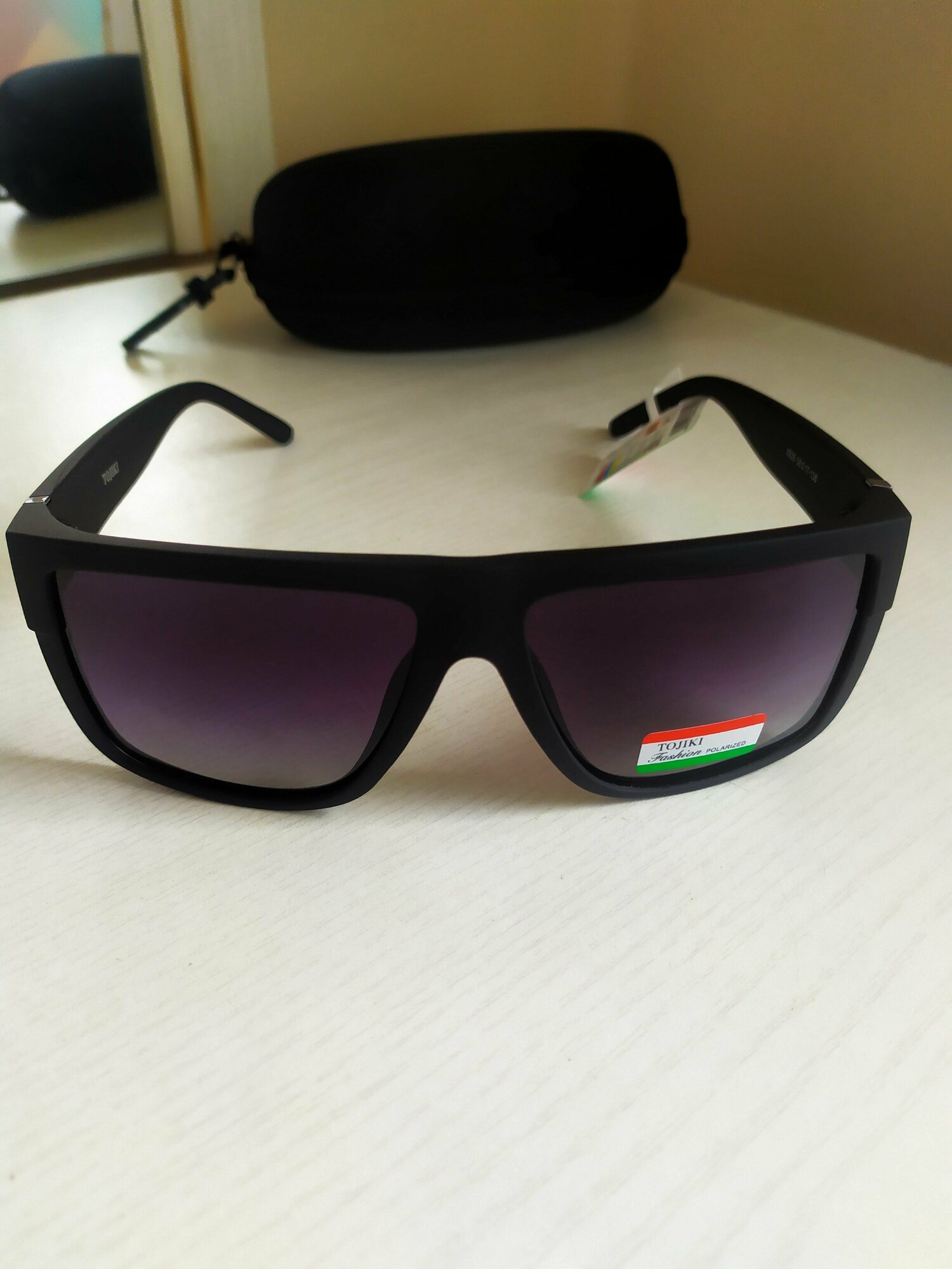 Солнцезащитные очки