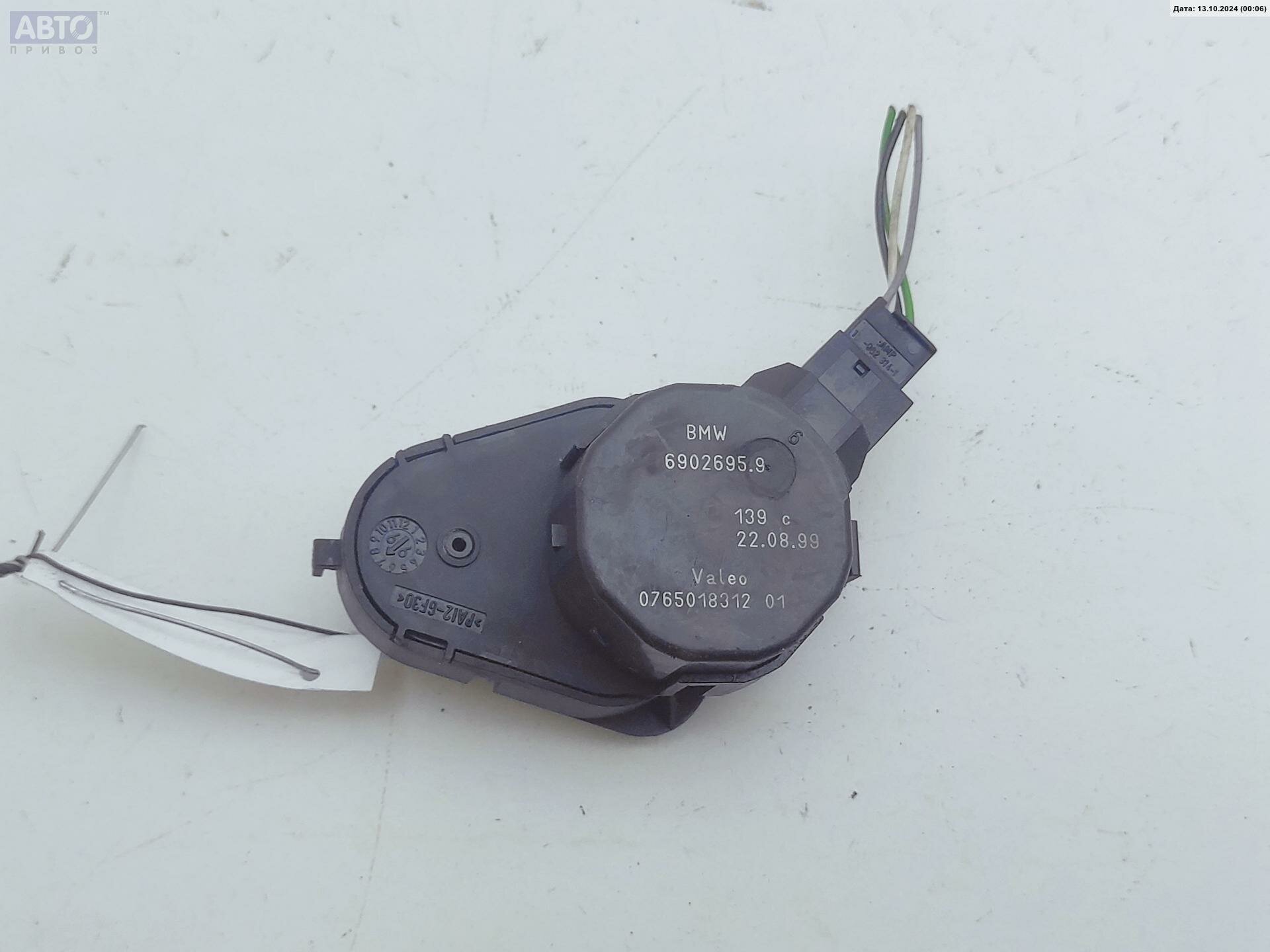 Моторчик заслонки отопителя BMW 5 E39 (1995-2003)