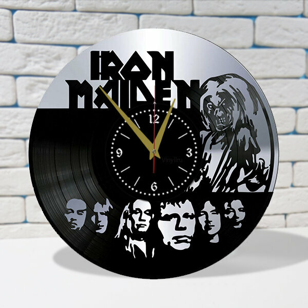 Настенные часы из виниловой пластинки Iron Maiden №2 серебрянная подложка