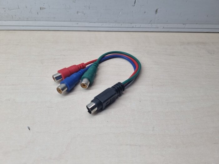 Переходник S-Video на 3 RCA 46-0661-00-0f