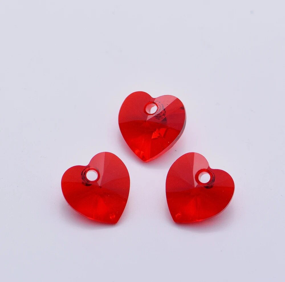 XILION подвеска в форме сердца с кристаллами Красный, 14.4X14mm-1Piece, Light Siam 227