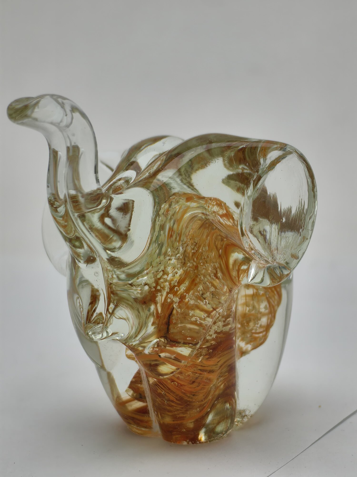 Стеклянный слон сувенир ручной работы / хрустальный. Элемент декора коллекционный