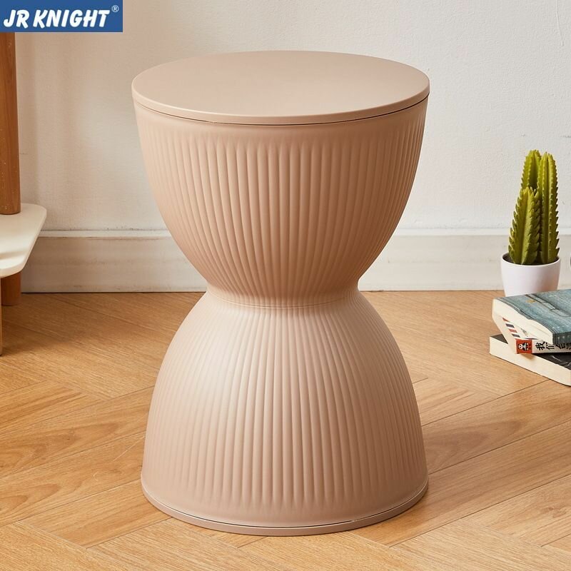 Пластиковый табурет с креативным дизайном в форме песочных часов, 30x43 см