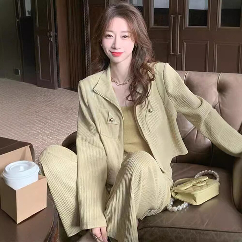 Комплект одежды