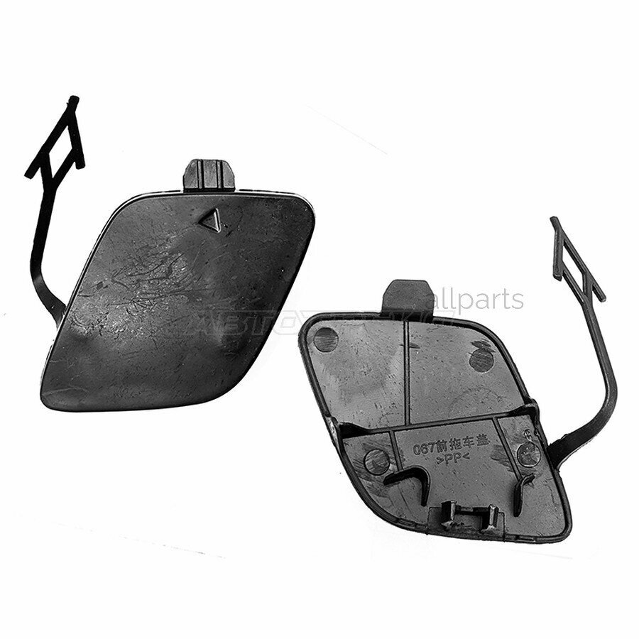 SAT ST-83-0110 Заглушка под крюк Geely Emgrand 21- (Спереди)