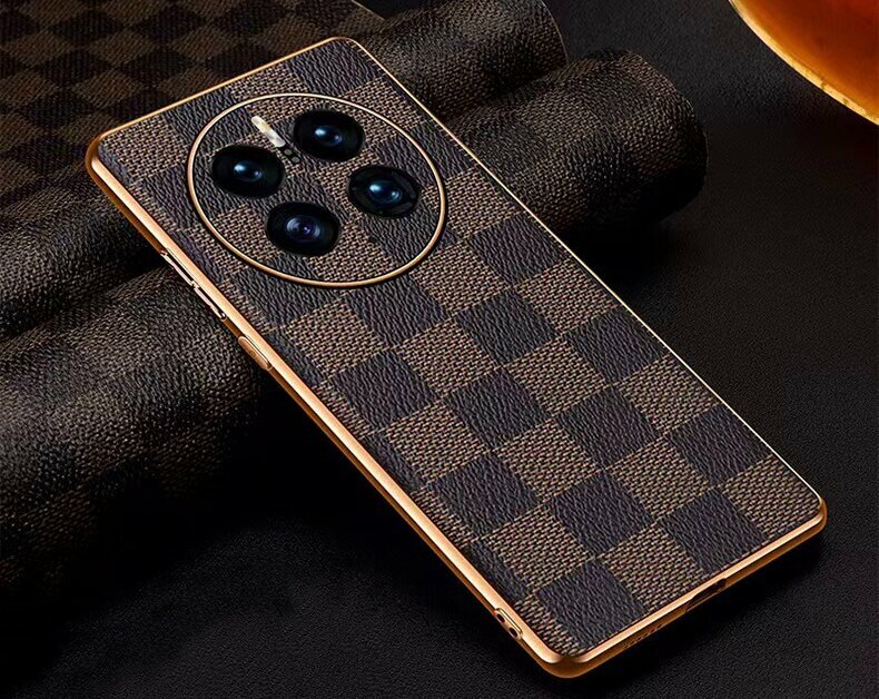 Чехол бампер накладка MyPads «Scozzese» для Huawei Mate 50 Pro на силиконовой основе обтянутый кожей в клетку коричневый