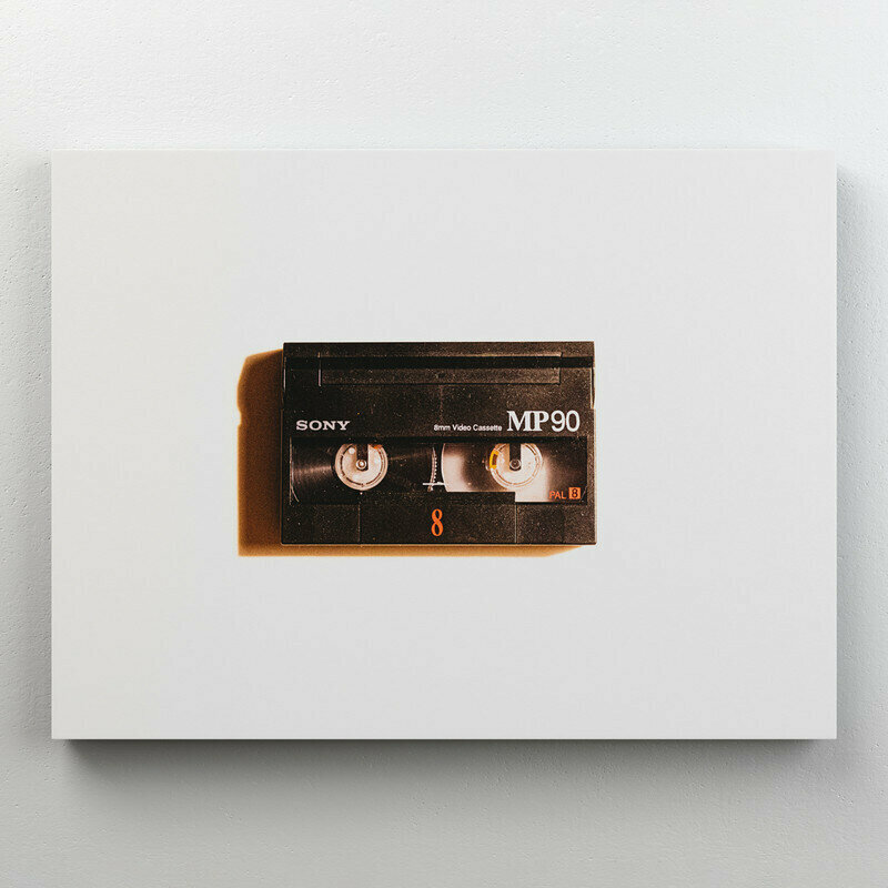 Интерьерная картина на холсте "Компакт кассета №1", размер 40x30 см