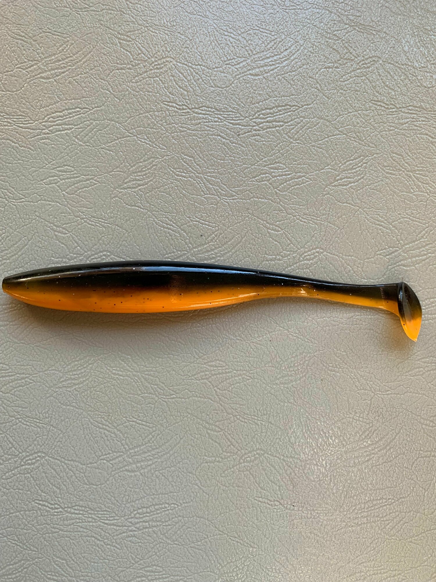 Силиконовая приманка Малёк (Easy minnow) 20 см, 1 шт, Черно-оранжевый (Black-Orange).