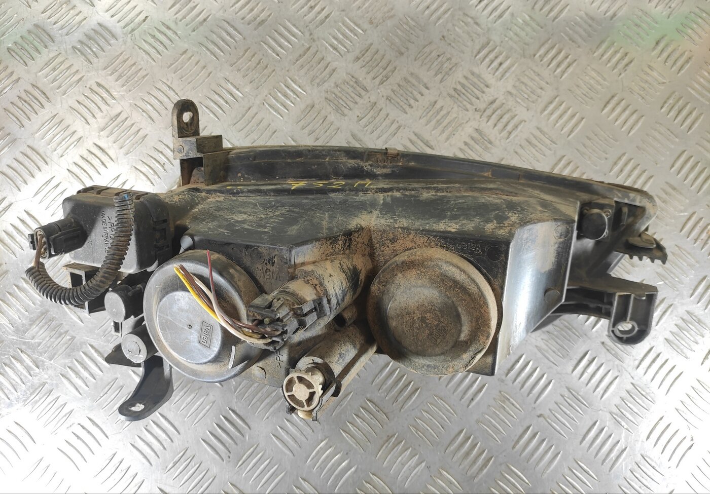 Фара правая OPEL Vectra B 90512712