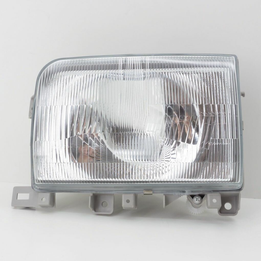Фара NISSAN ATLAS F23, 1991-1998 г левая, ZEVS