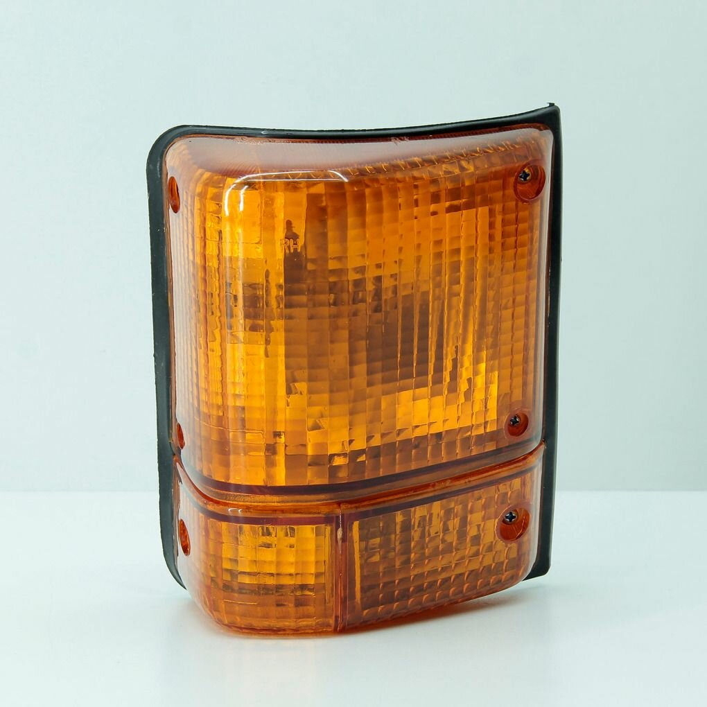 Поворот передний ISUZU FORWARD 1985-1996 г желтый большой двойной 5-20 тонн, ZEVS