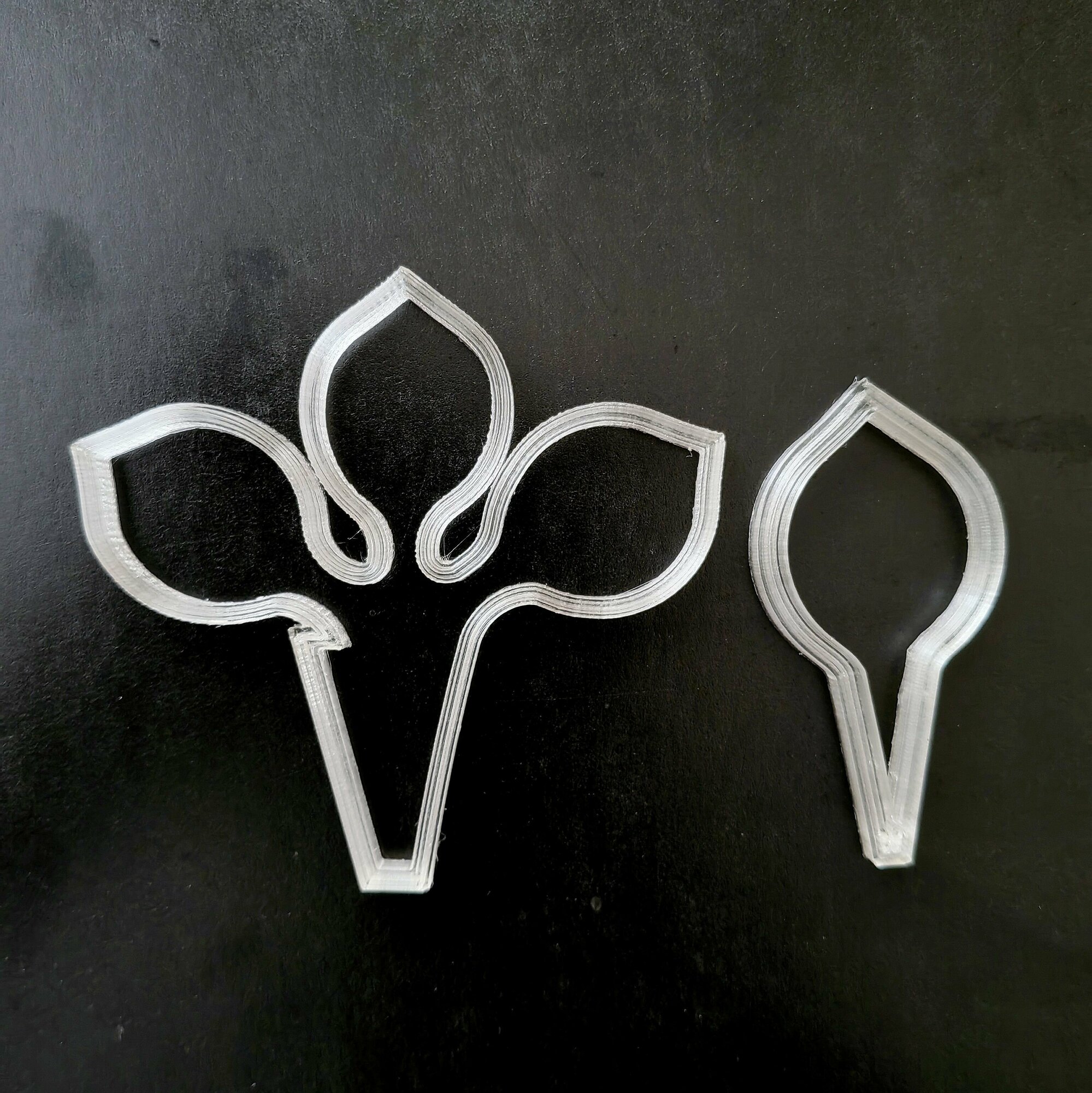 Пластиковые каттеры "Фрезии "