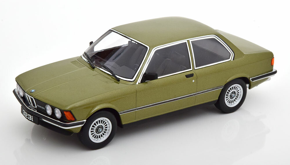 Модель коллекционная KK-SCALE Bmw 323I E21 1978 green metallic