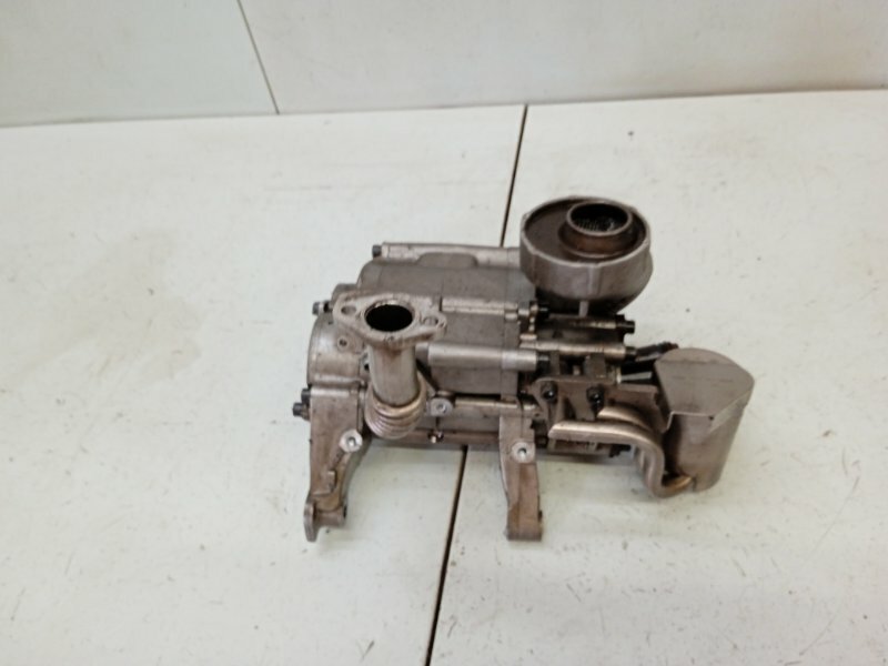 Б/У 4.9 TDI AYH, Фольксваген Туарег Насос масляный Volkswagen Touareg 2003 188438 VAG арт. 07Z115105D