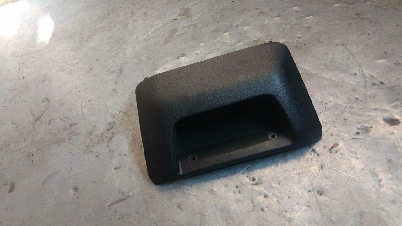 Вещевой ящик центральной консоли Mitsubishi Lancer 9 (2003 - 2010) MR5326311