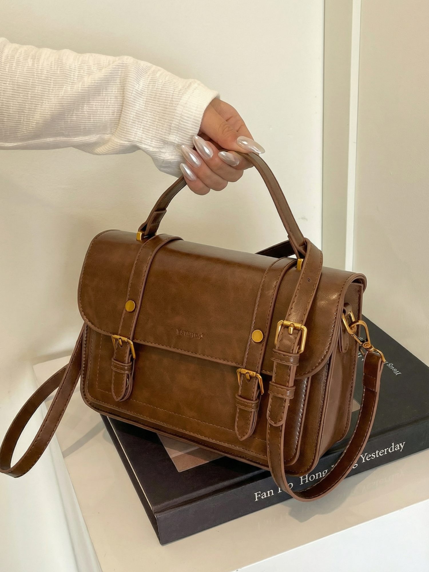 Сумка кросс-боди Маленькая женская сумочка-портфель с короткой ручкой