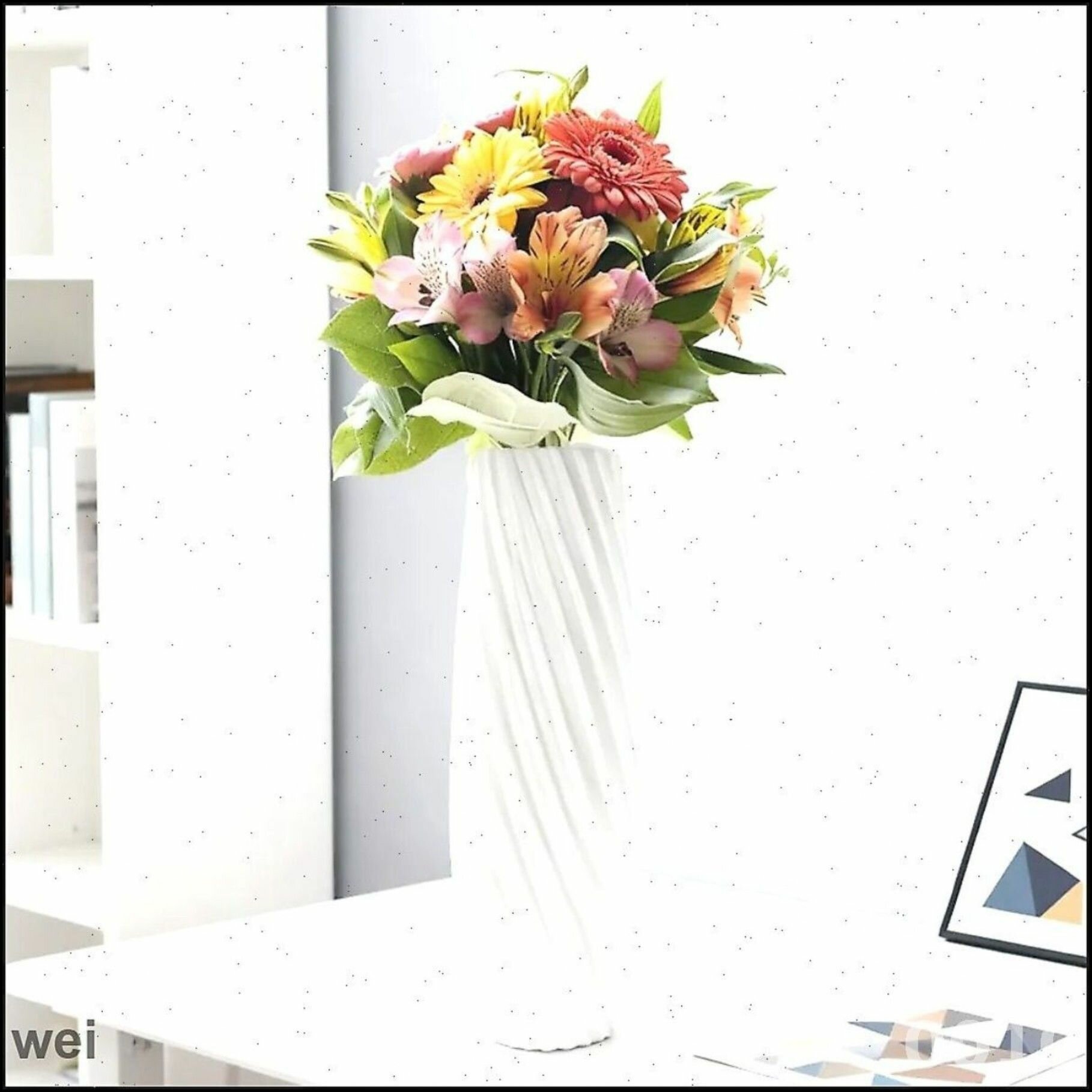 Ваза пластиковая под керамику, стиль инс, высокая, для водной посадки, белая, декор интерьера, 2 штуки.