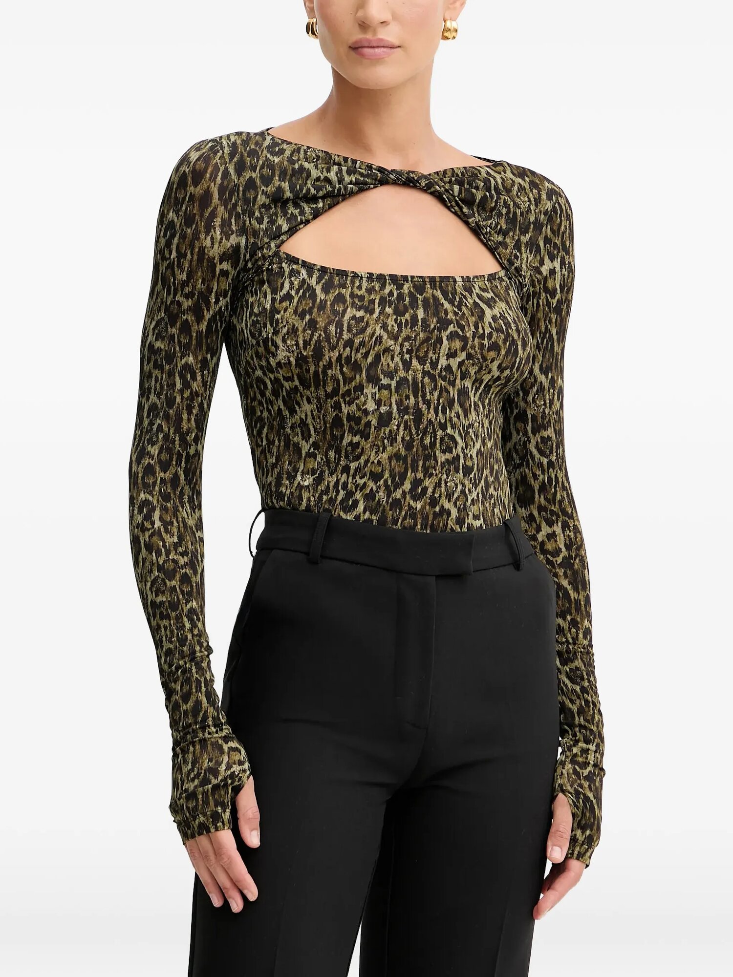 Топ Cut-out top