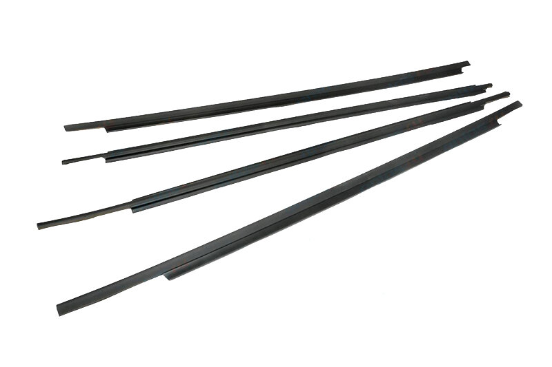 Уплотнитель стекла ВАЗ-1118 двери наружный 4 штуки комплект