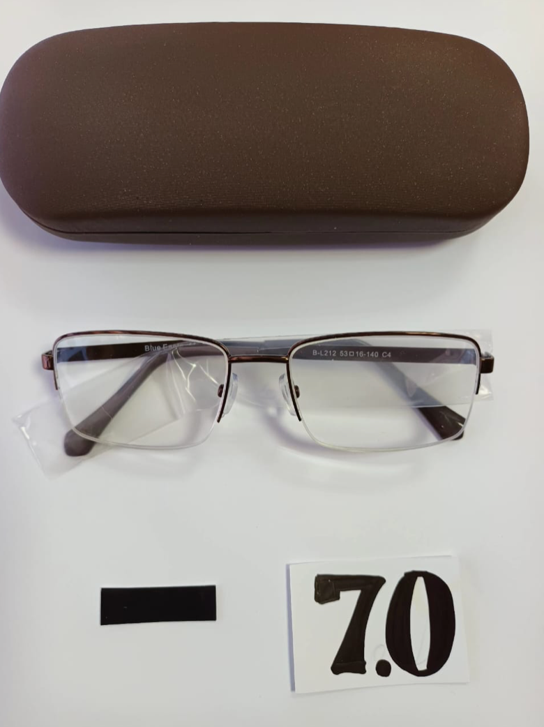 Очки -7.0 Dpp 64-66mm. Линзы пластиковые бесцветные, оправа металлическая полуоправа на леске, серо-черного цвета