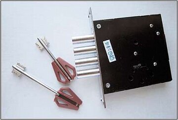 Замок врезной Верхний 2514C-4P 4 круглых ригеля d-12мм, сувальдный ломаный ключ